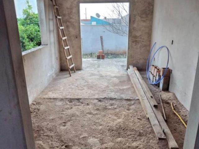 Casa à venda com 3 quartos, sendo 1 suíte, em Jardim de Cresci, São Carlos