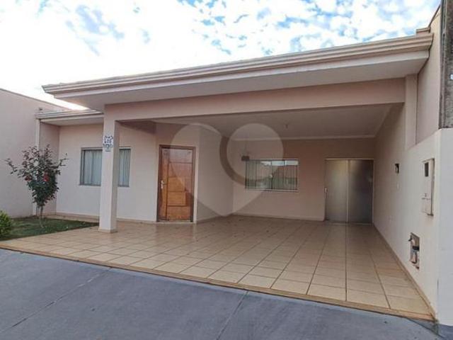 Casa à venda com 3 quartos, sendo 1 suíte, em Parque Fehr, São Carlos