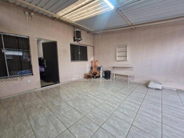 Casa à Venda com 3 Quartos, Sendo 1 Suíte em Sumaré