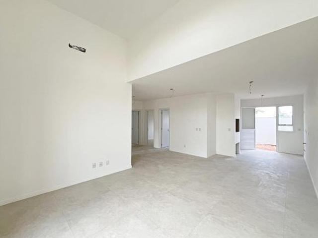 Casa à venda com 3 quartos, sendo 1 suíte Hípica, Porto Alegre, RS