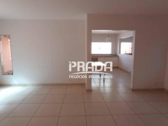 Casa à venda com 3 quartos sendo 1 suíte Umuarama Uberlândia/MG