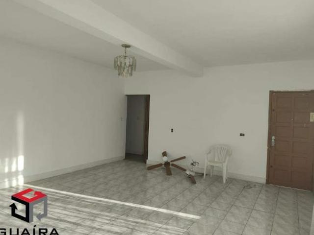 Casa á venda com 3 quartos sendo 1 suíte, 4 vagas Bairro dos Casas São Bernardo do Campo SP