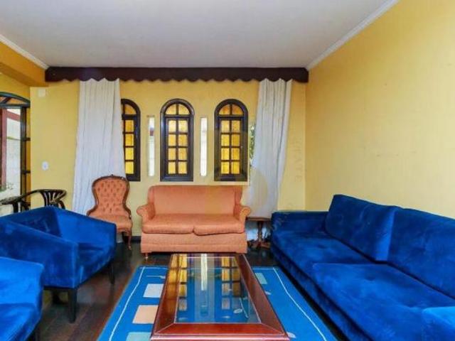 Casa à venda com 3 Quartos sendo 1 suítes, 2 banheiros, 2 vagas, 150m² Santo Amaro / Sp