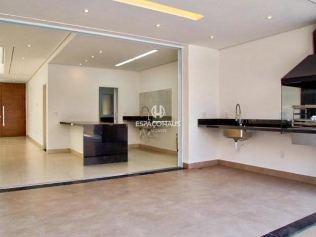 Casa a venda com 3 quartos, sendo 2 suítes, condomínio Vista Verde Indaiatuba SP