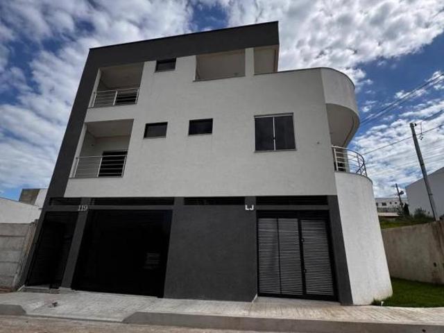 Casa à venda com 3 quartos, sendo 2 suítes residencial bethania, Santana do Paraíso, MG