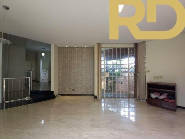 Casa à venda com 3 quartos, suíte e 2 vagas Esplanada, Belo Horizonte com Hab