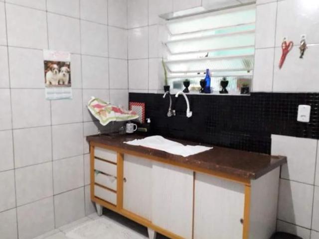 Casa á venda com 440m², 5 casas no mesmo terreno na Vila Ede Zona Norte