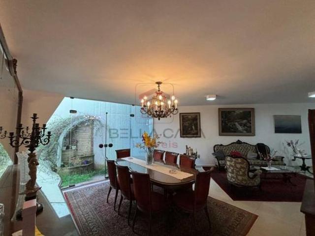 Casa à venda com 400m2 no Tatuape, 6 dormitórios e 4 vagas