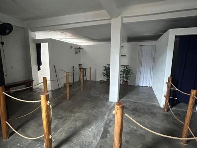 Casa à venda com 4 casas no quintal Parque Independência São Paulo/SP