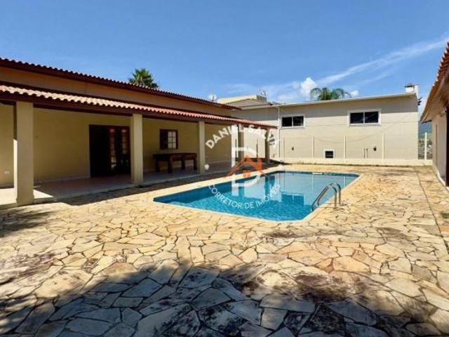 Casa à venda com 4 dormitórios 1 Suíte, 200 m² por R$ 1.390.000 Condominio Fechado Vale Do Sol