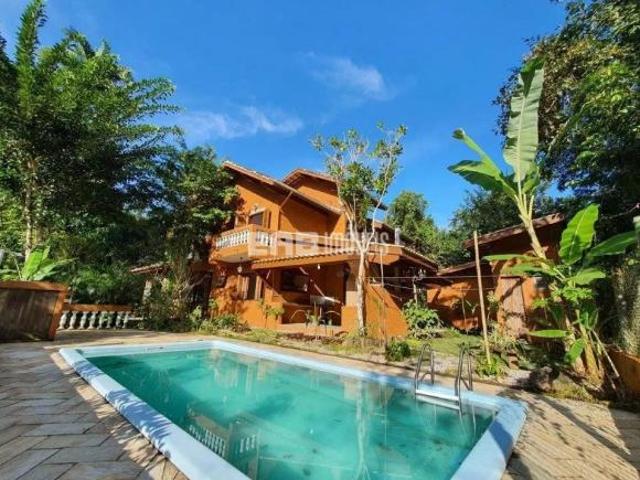 Casa à venda com 4 dormitórios em Itamambuca, Ubatuba