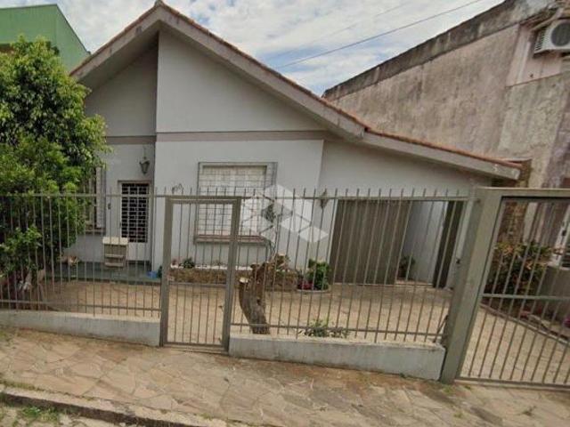 Casa à venda com 4 dormitórios no bairro Glória