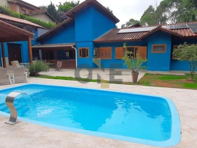 Casa à venda com 4 dormitórios, sendo 2 suítes Granja Viana Cotia/SP
