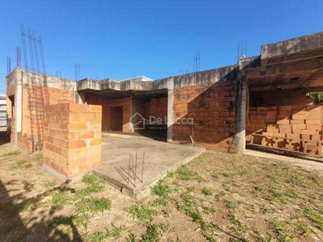 Casa à venda com 4 dormitórios suítes no Condomínio Villa Bella Livorno – Paulín