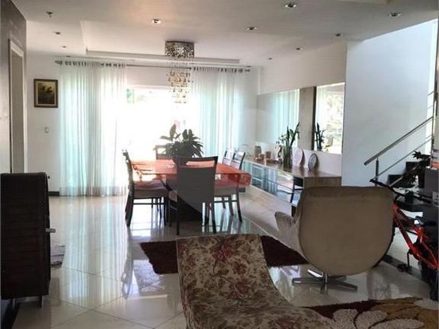 Casa à venda com 4 suítes no condomínio Aruã, Mogi das Cruzes