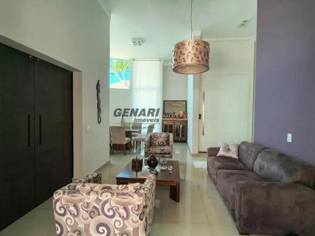 Casa à venda com 4 Suítes no Condomínio Residencial Beira da Mata, Indaiatuba SP