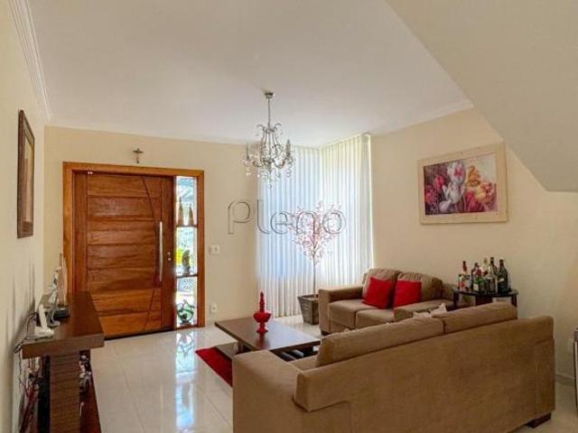 Casa à venda com 4 suítes no Swiss Park, Campinas