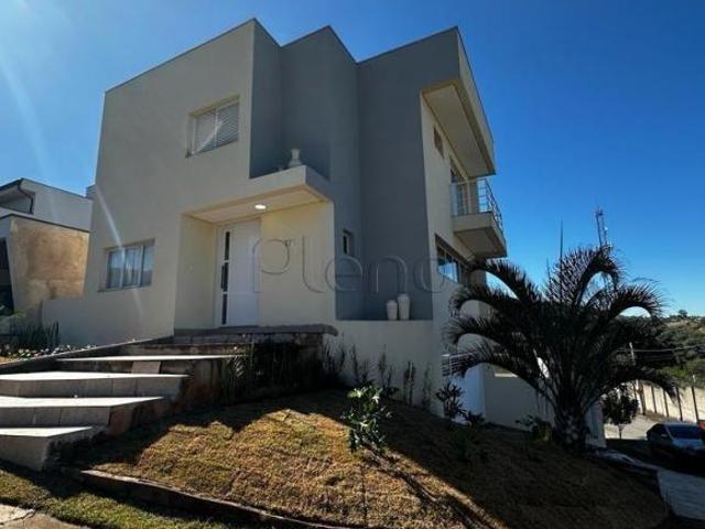 Casa à venda com 4 suítes no Swiss Park em Campinas