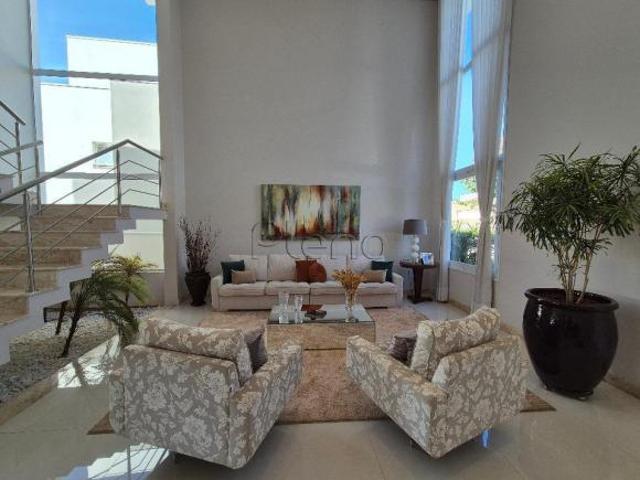 Casa à venda com 4 suítes no Village Sainte Hélène, Campinas