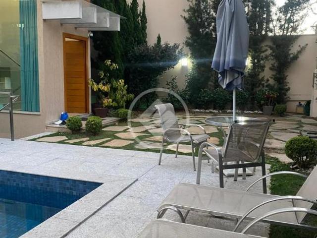 Casa a venda com 4 suítes, e piscina, no Bairro Castelo/Belo Horizonte MG /My Broker