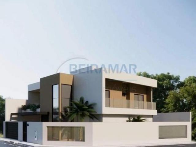 Casa à Venda com 4 Suítes QE 54 conjunto Guará II