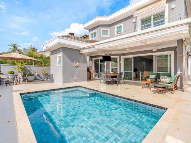 Casa à venda com 4 suítes Residencial Alphaville 9