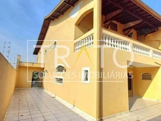 Casa à venda com 4 suítes, 404m2, em Valinhos