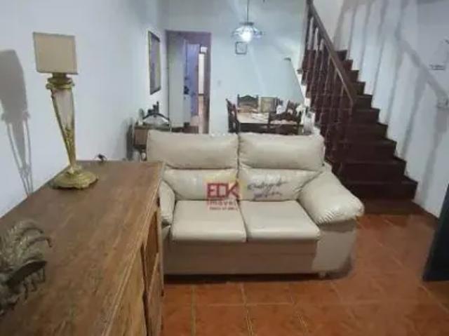 Casa à venda com 4 quartos