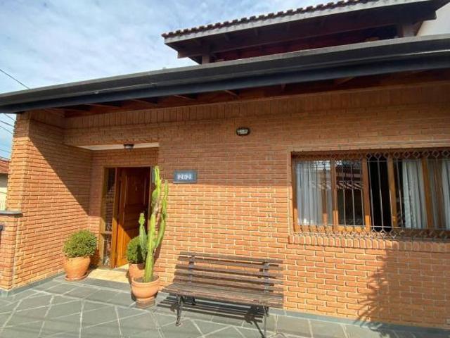 CASA À VENDA COM 4 QUARTOS 1 SUITE, 280M2,2V E VISTA PANORAMICA