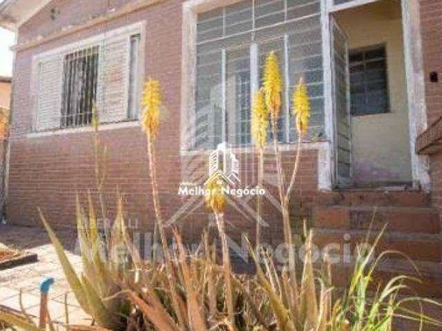 Casa à venda com 4 quartos 1 suíte 2 banheiros Jardim Proença I Campinas SP