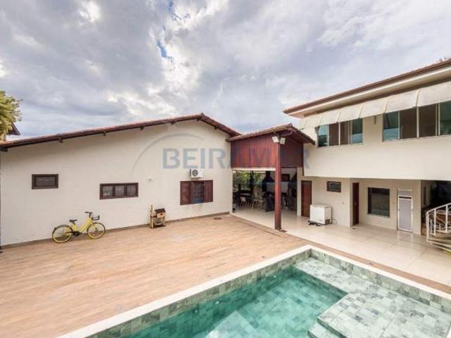 Casa à Venda com 4 quartos 2 suíte na SHIN QI 5 Lago Sul