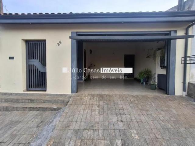Casa à Venda com 4 Quartos e Edícula no Jardim Santa Bárbara, Sorocaba/SP