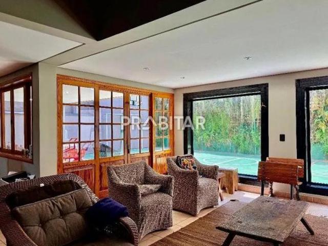 Casa a venda com 4 quartos em Alto de Pinheiros, São Paulo SP