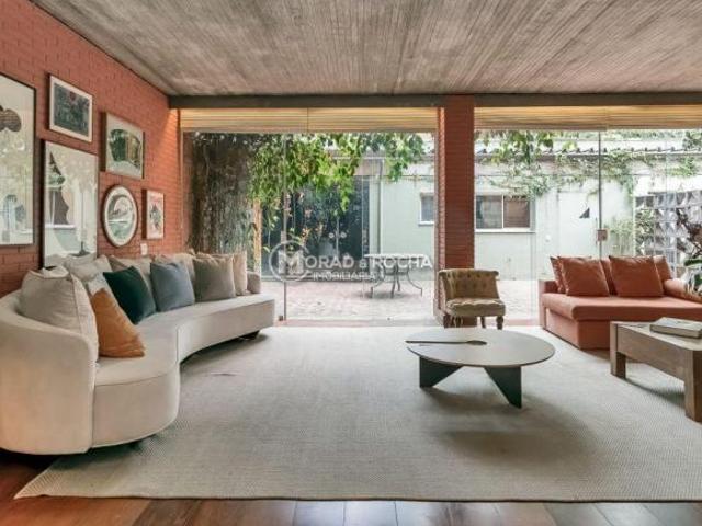 Casa à venda com 4 quartos no Alto de Pinheiros