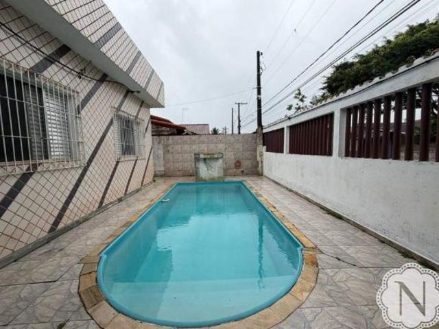 Casa à venda com 4 quartos no bairro Jamaica Praia