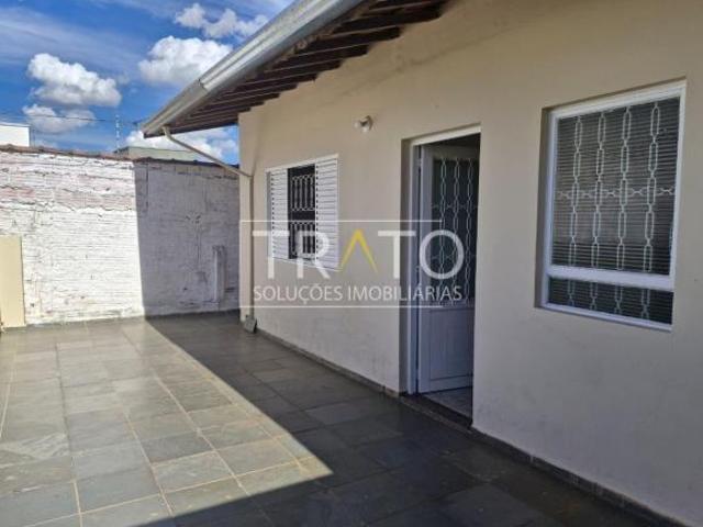 Casa à venda com 4 quartos no Bairro Jardim Novo Campos Elíseos