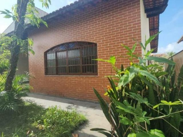 Casa à venda com 4 quartos no bairro Loty
