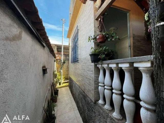 Casa à venda, com 4 quartos no bairro Nova Cidade