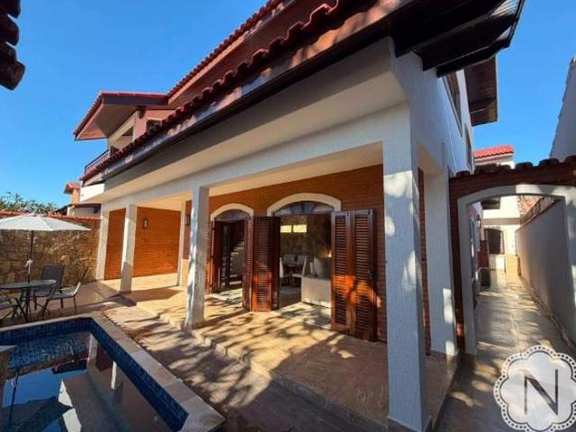 Casa à venda com 4 quartos no bairro Nova Itanhaém Praia