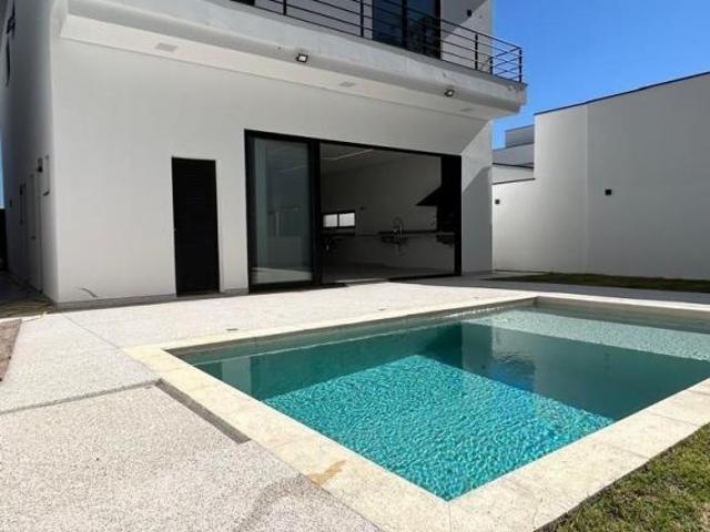 CASA À VENDA COM 4 QUARTOS NO CONDOMINIO RESIDENCIAL PECAN TOWN E COUNTRY CLUB ITUPEVA/SP!