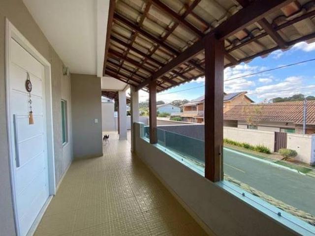 Casa à venda com 4 quartos no Colinas do Imperador Juiz de Fora/MG