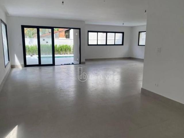 Casa a venda com 4 quartos sendo 4 suítes, 276m² Condomínio Alphaville Residencial 3 Alphavill