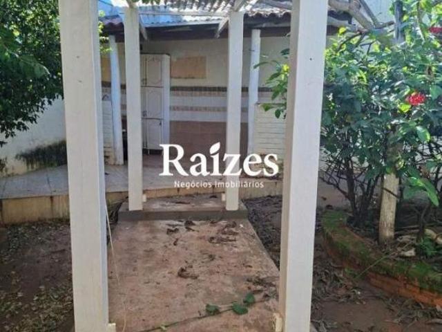 Casa à Venda com 4 Quartos sendo 1 Suíte no Cidade Jardim e com 270 m²