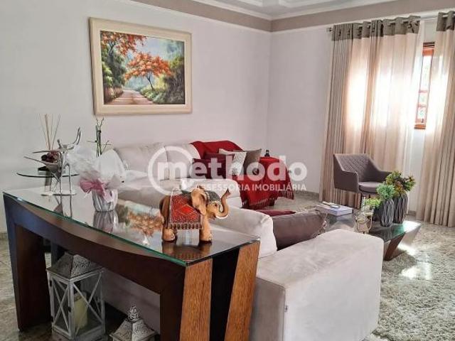 Casa à venda com 4 quartos, sendo 2 suítes, Loteamento Residencial Vila Bella Dom Pedro, Campinas, S