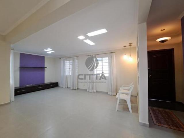 Casa à venda com 4 quartos, sendo 2 suítes no Parque Alto Taquaral em Campinas/S