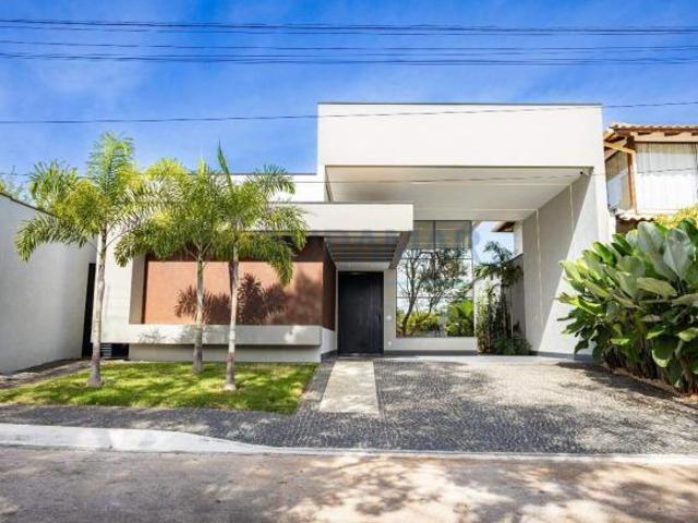 Casa à Venda com 4 Quartos sendo 3 Suítes imóvel com 358 m² Condomínio Quintas do Sol Jardim Botâ