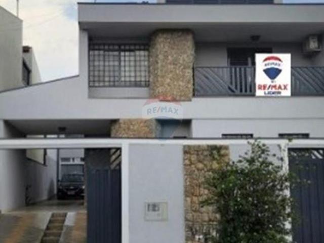 Casa à Venda com 4 quartos suítes, closet, edícula e área gourmet no bairro Nossa Senhora Aparecida