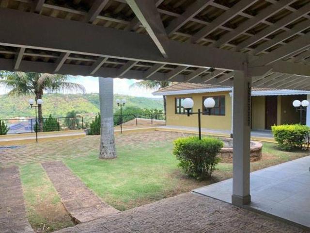 Casa à Venda com 513M² Área Construída no Condomínio Cafezal 8 em Itupeva