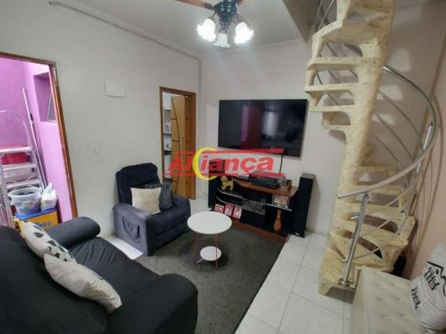 Casa a Venda com 5 dormitórios e 2 vagas no Jardim Cocaia Guarulhos