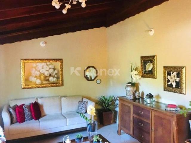 Casa à venda com 5 quartos em Centro, Analândia